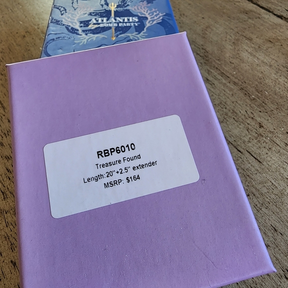 Bomb Party | Jewelry | Bomb Party Atlantis Treasure Found Necklace ...